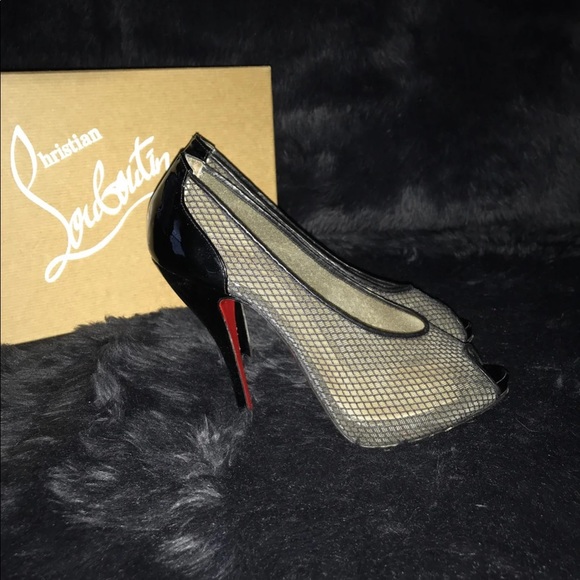 Christian Louboutin | Shoes | Christian Louboutin Fetilo Peeptoe Pump ...